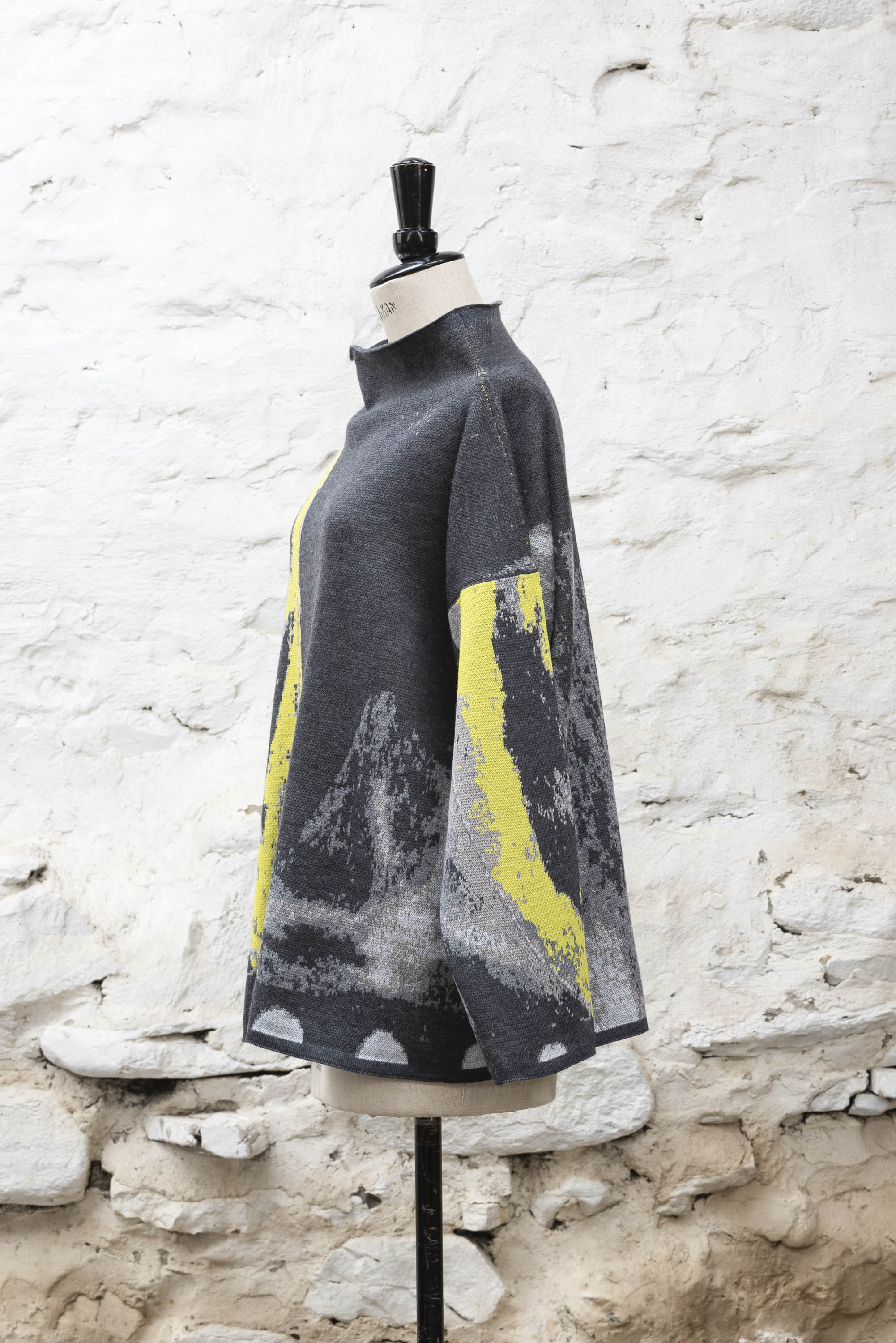Hoswick Paint funnel neck jumper – nielanell