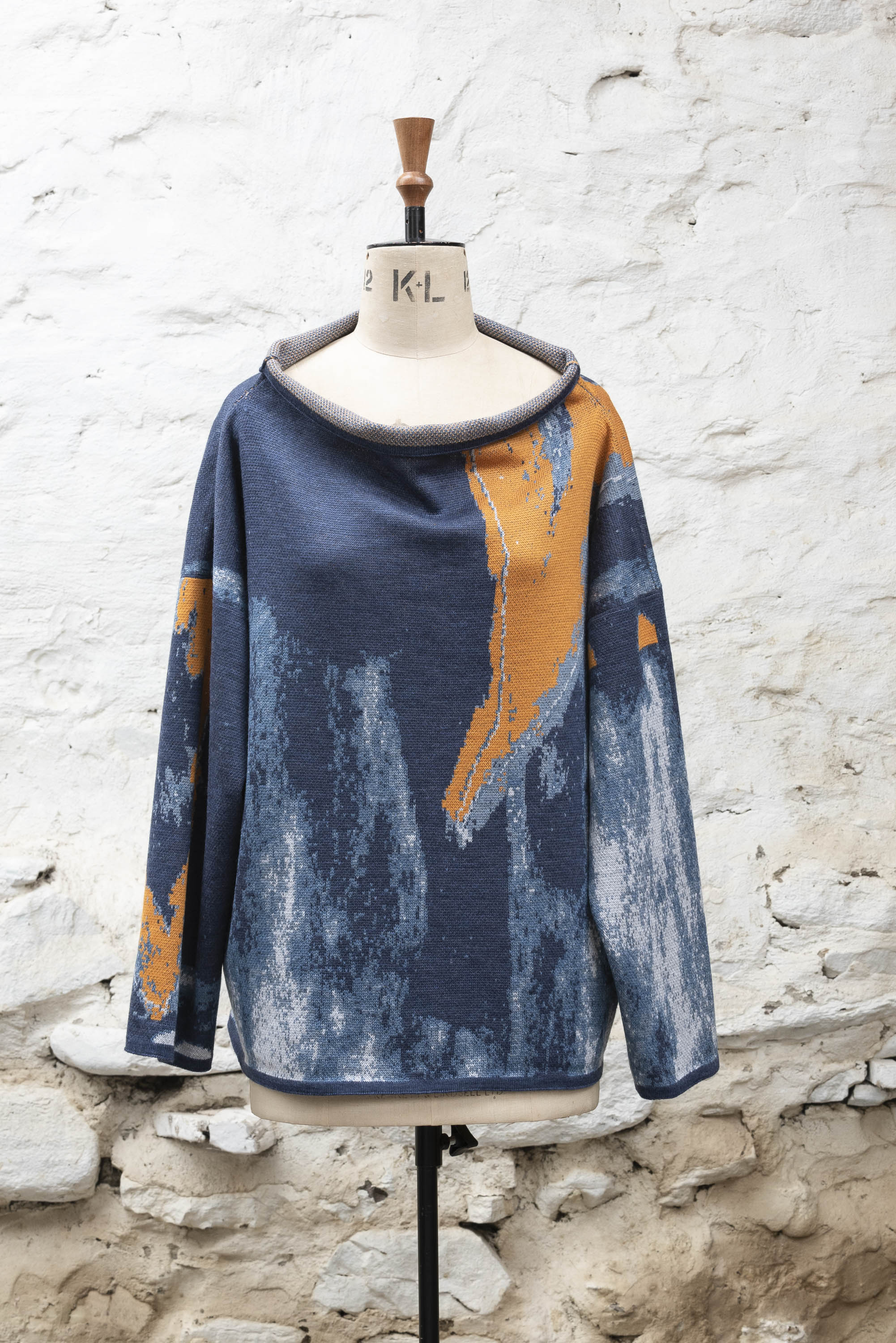 Hoswick Paint funnel neck jumper – nielanell